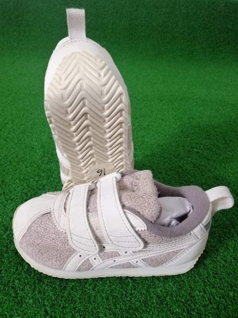 Asics Kasut Budak Kanak Kanak, Babies & Kids, Babies & Kids Fashion on ...