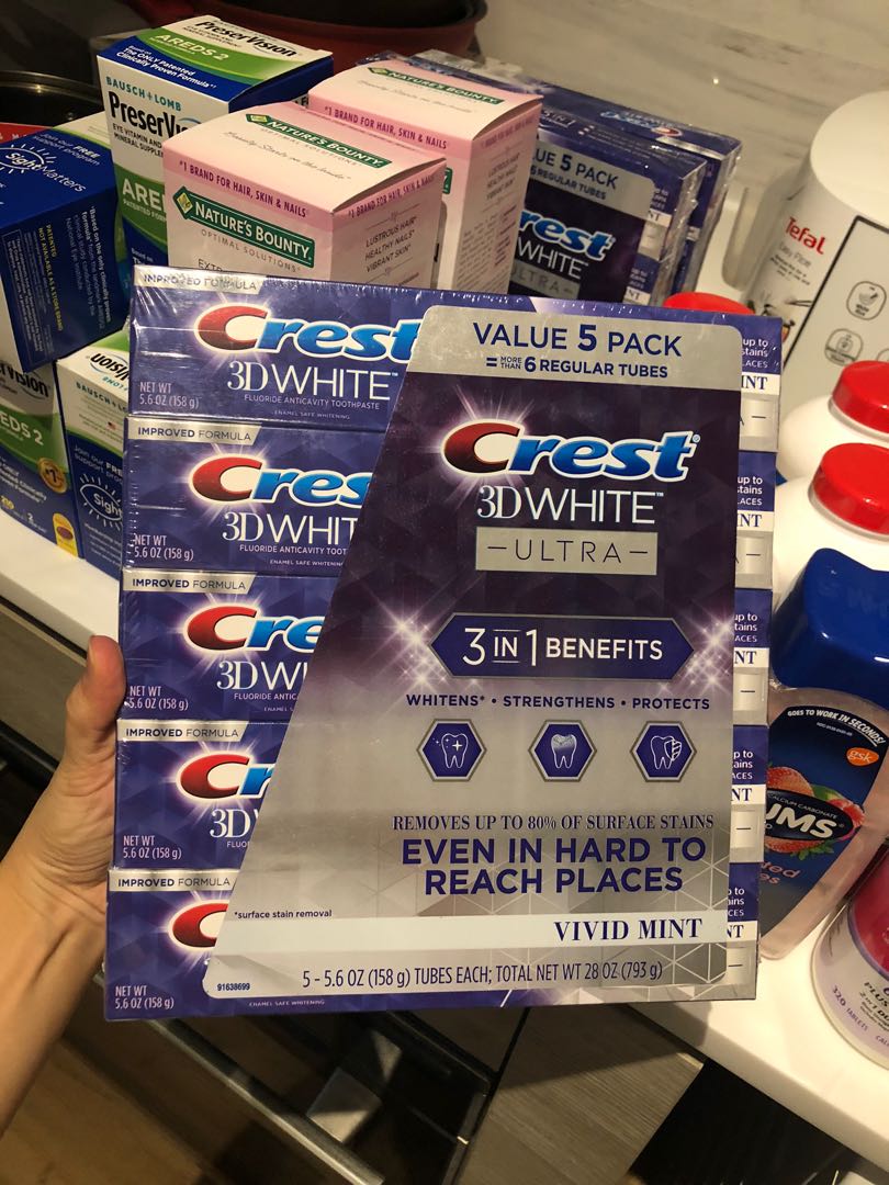 Crest 3D White Ultra Whitening Toothpaste, Vivid Mint (5.6 oz., 5 pk ...
