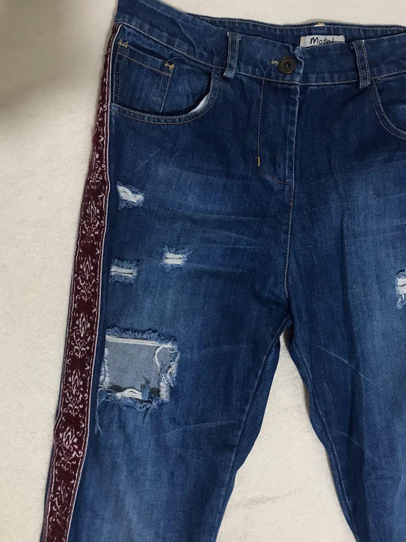 Embroidery Ripped Jeans, Women's Fashion, Bottoms, Jeans on Carousell