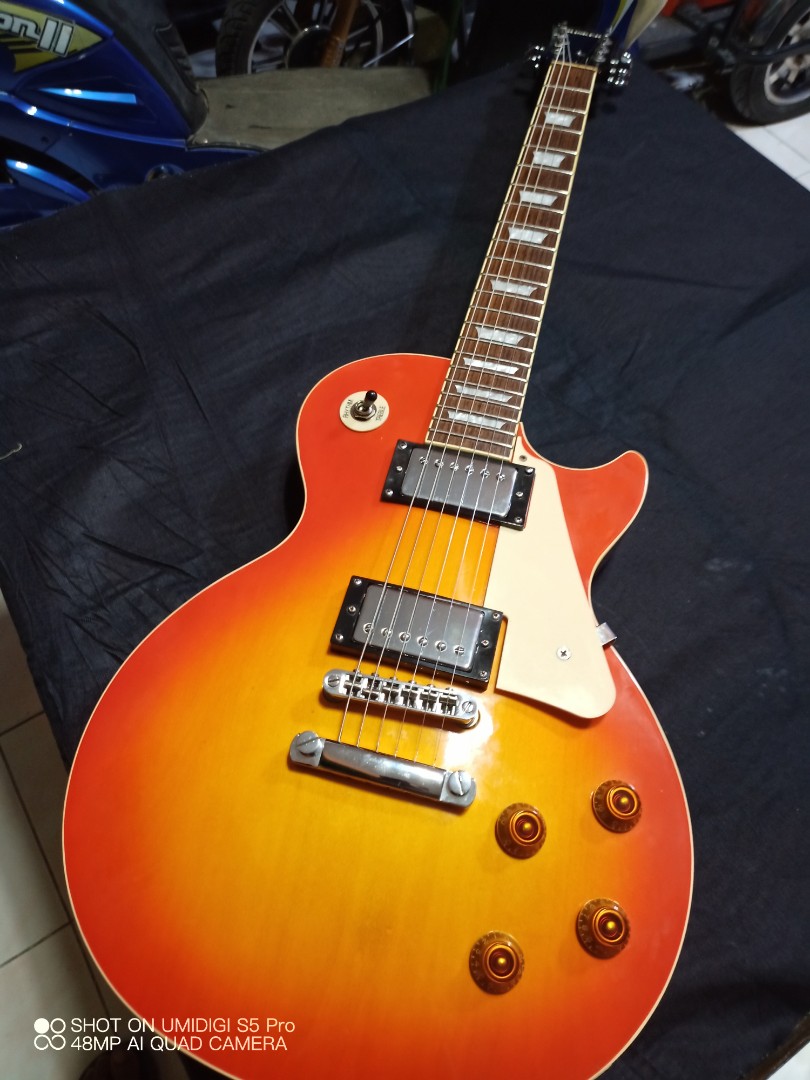 【ストラップ】 送料込 BUSKER'S Les Paul Model Whiteの通販 by 夜でもお気軽にrizgt's shop｜ラクマ れなし