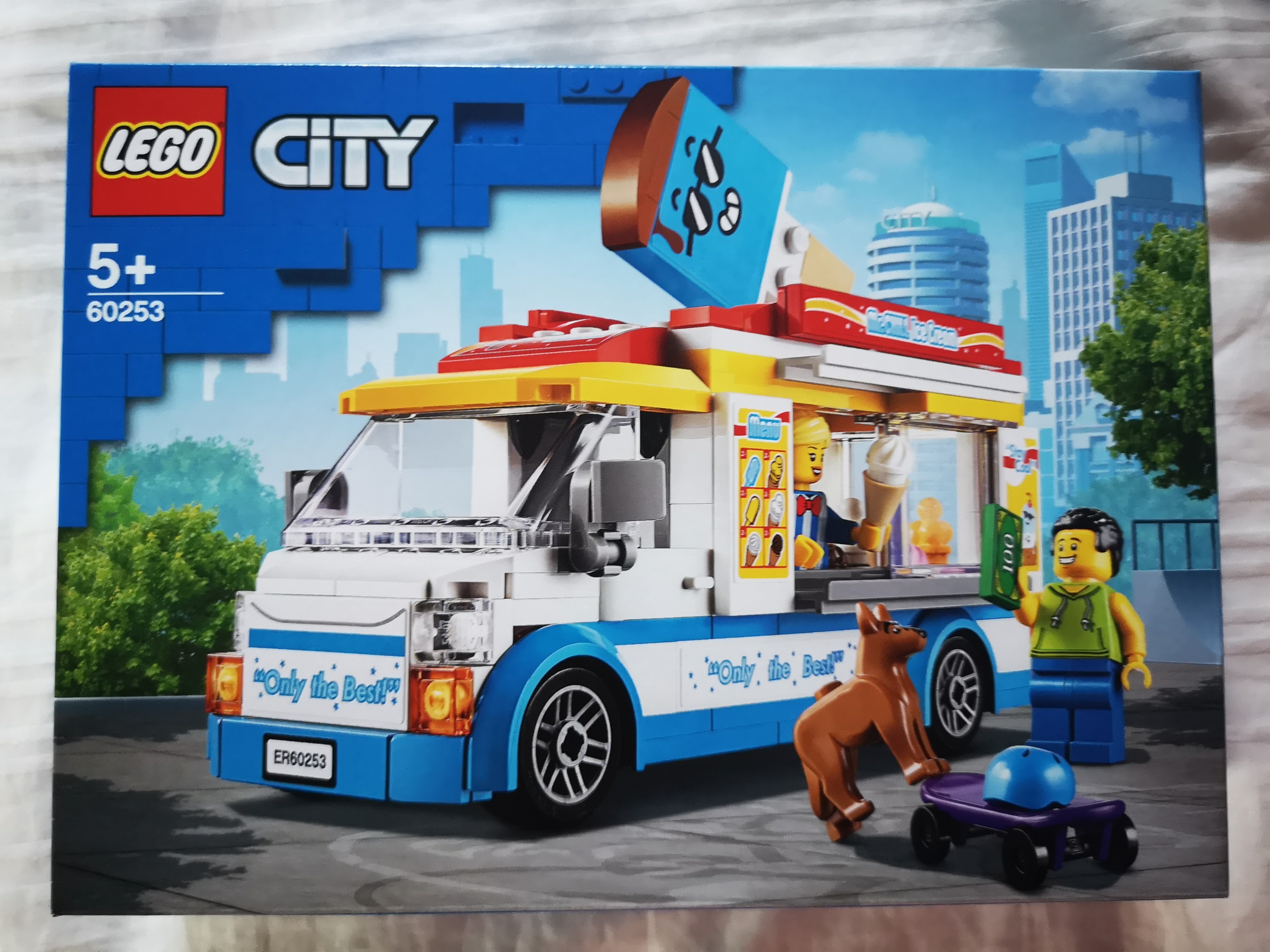 LEGO 60253 ICE CREAM TRUCK, Hobbies & Toys, Toys & Games on Carousell