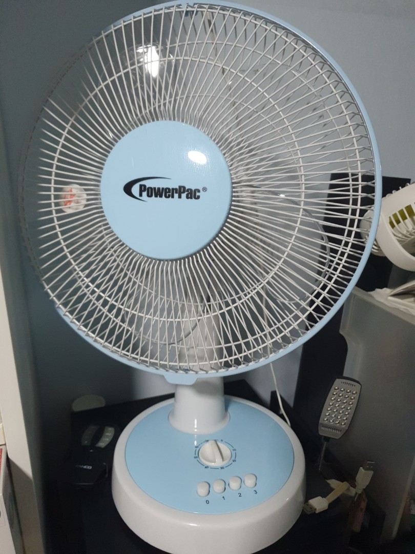 Powerpac 12 inch desk fan, Furniture & Home Living, Lighting & Fans ...