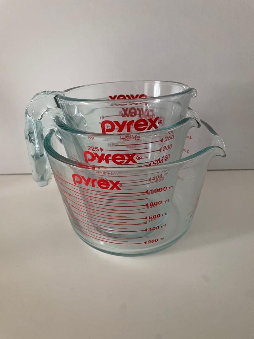 Pyrex Glass Measuring Cup Set, Furniture & Home Living, Kitchenware ...
