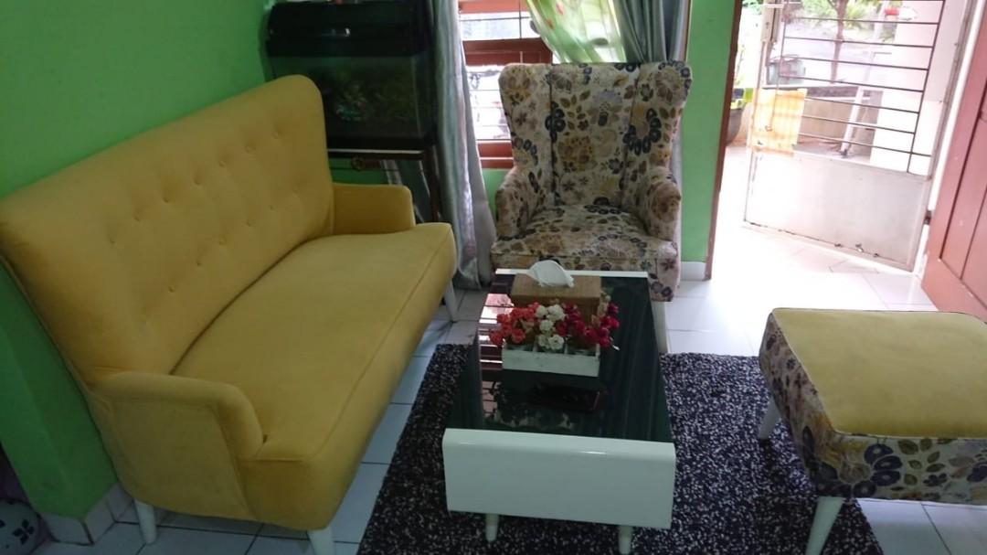 Sofa Ruang tamu Satu set Retro Modern Style, Perabotan Rumah di Carousell