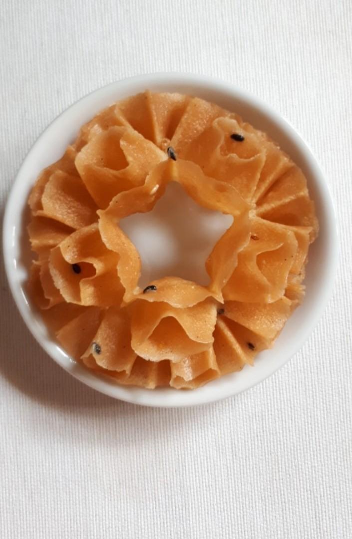 Thai Lotus flower cookies, honeycomb, beehive, rose, kuih loyang ...