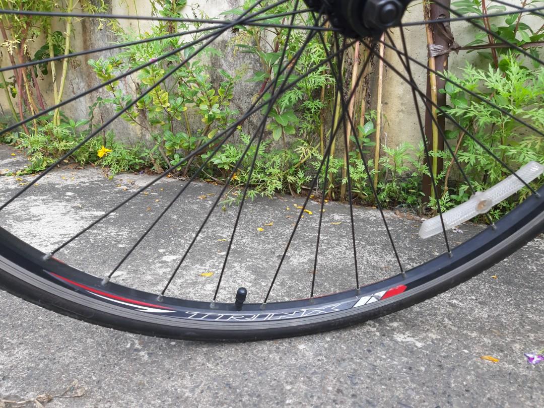 Trinx road bike r300, Sports Equipment, Bicycles & Parts, Bicycles on ...