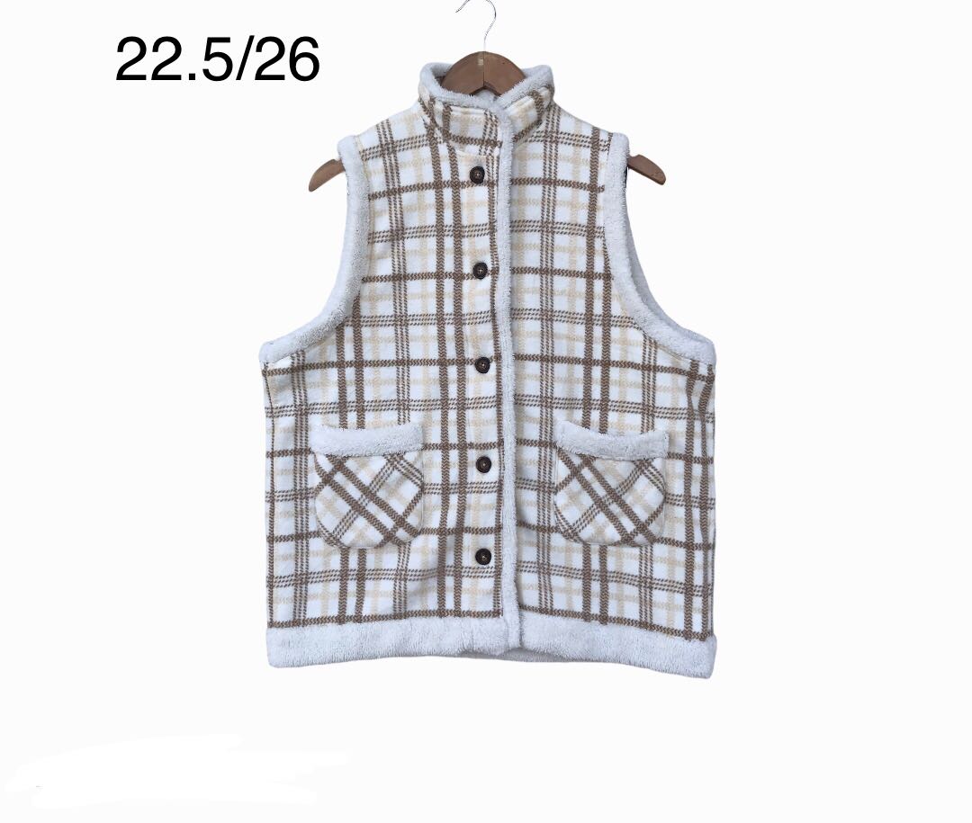 VEST EDWIN WOOL, Women's Fashion, Watches & Accessories, Hats & Beanies ...