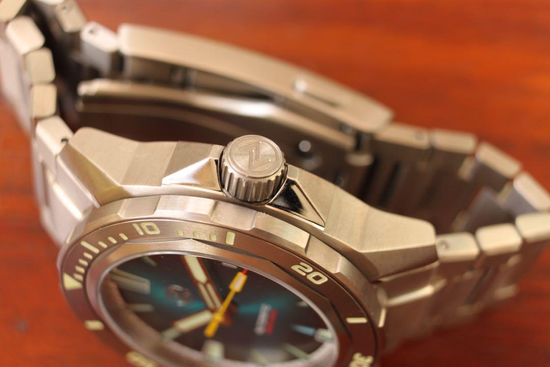 Zelos Swordfish Titanium 300m Teal Dial Dive Watch, Mobile Phones ...