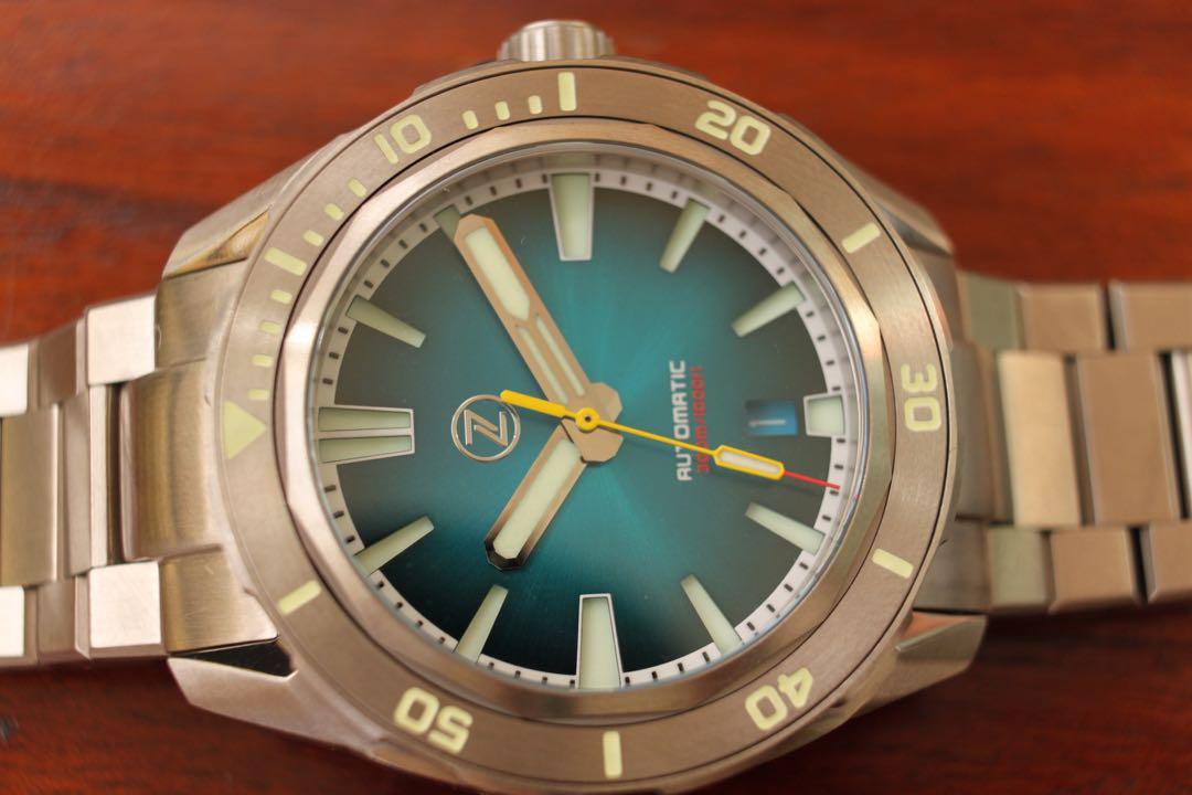 Zelos Swordfish Titanium 300m Teal Dial Dive Watch, Mobile Phones ...