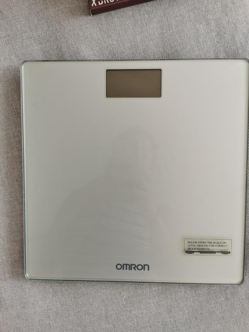 Digital omron weighing scale, Health & Nutrition, Health Monitors ...