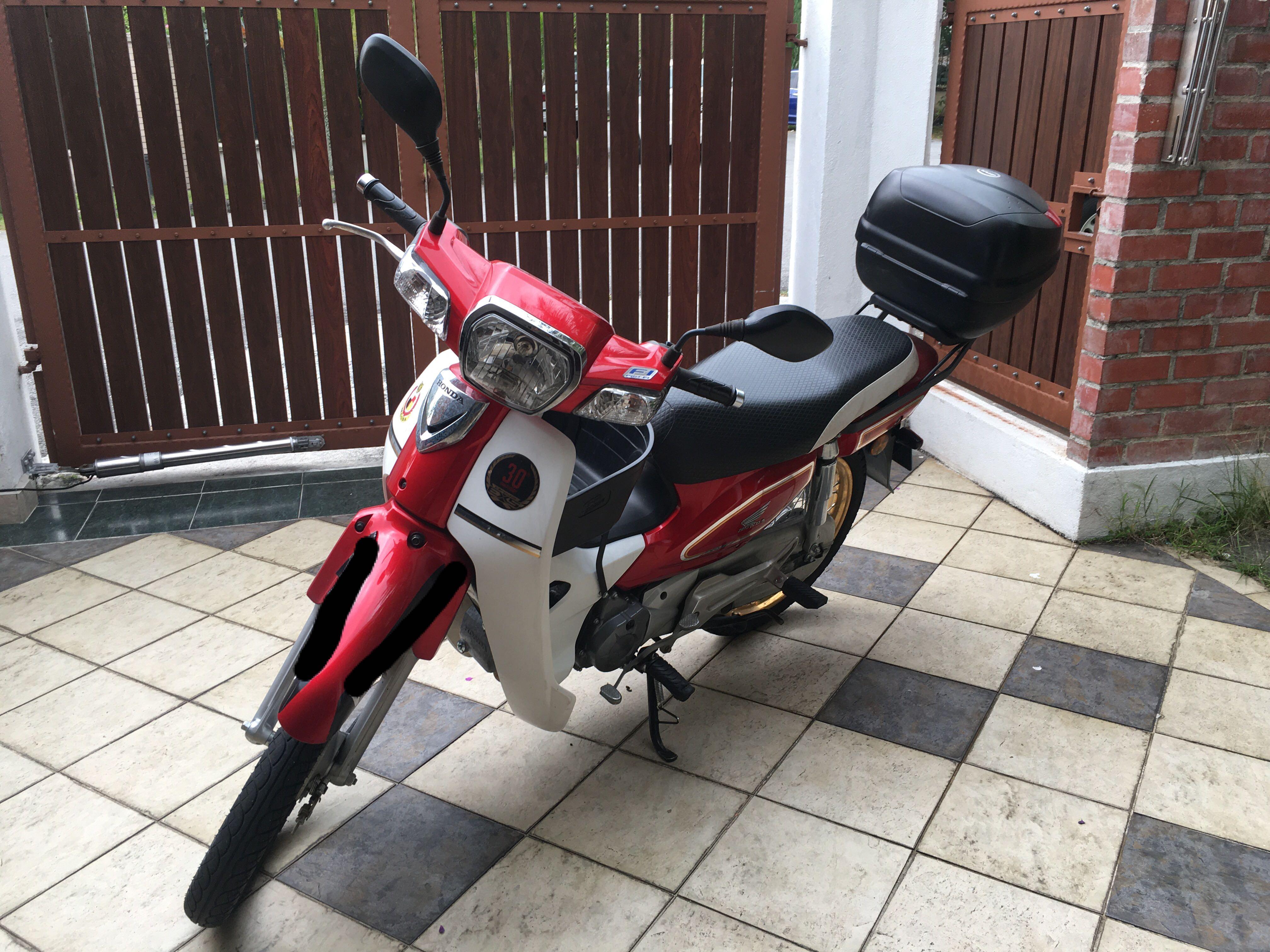 Honda EX5 Dream Fi 30th Anniversary Limited Edition, Motorbikes on Carousell