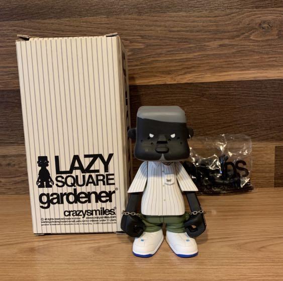 Michael Lau / Gardener Lazy Square 搪膠 figure How2work LMF, 興趣及遊戲, 玩具 ...
