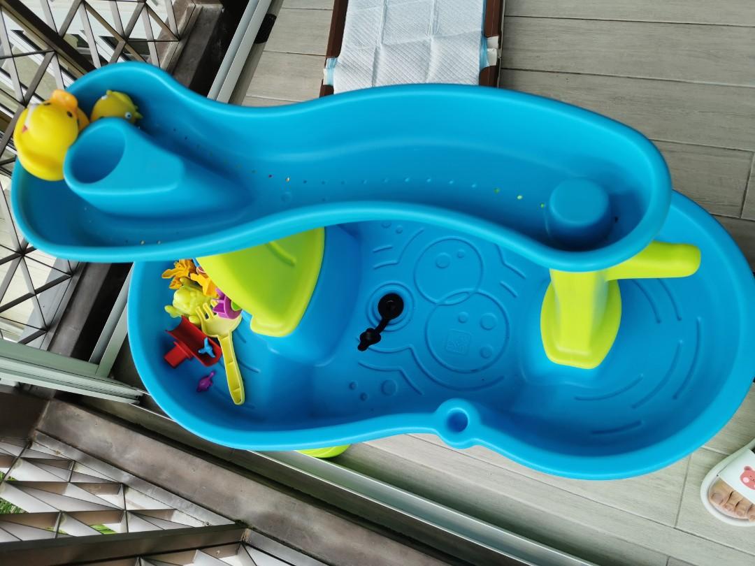 Step2 water play table, Babies & Kids, Toys & Walkers on Carousell