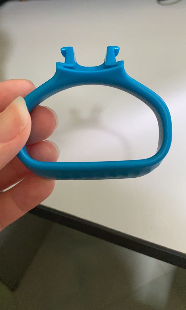 Tupperware handle, Everything Else on Carousell