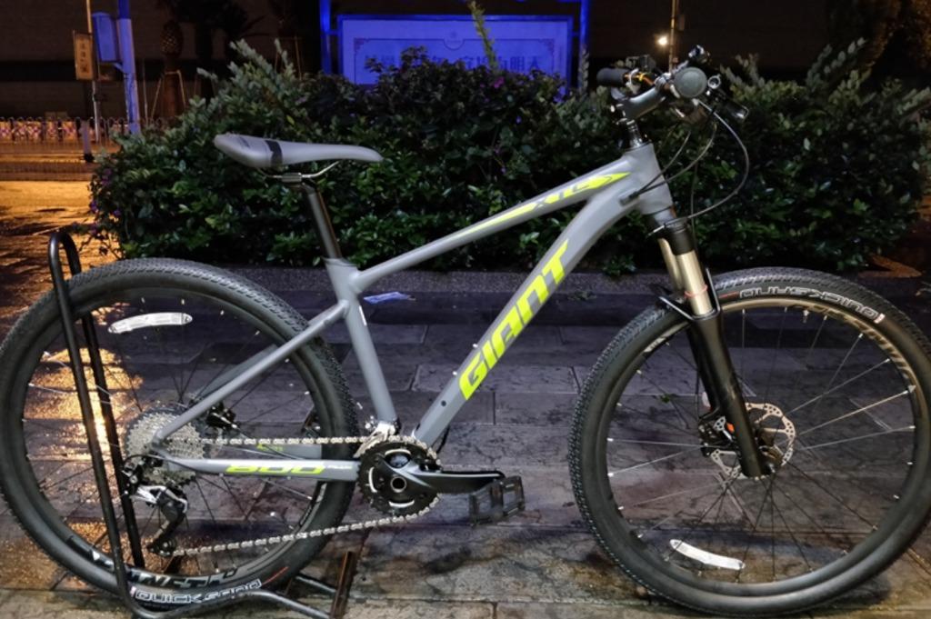 2021 Giant XTC 800 Plus, Sports Equipment, Bicycles & Parts, Bicycles ...