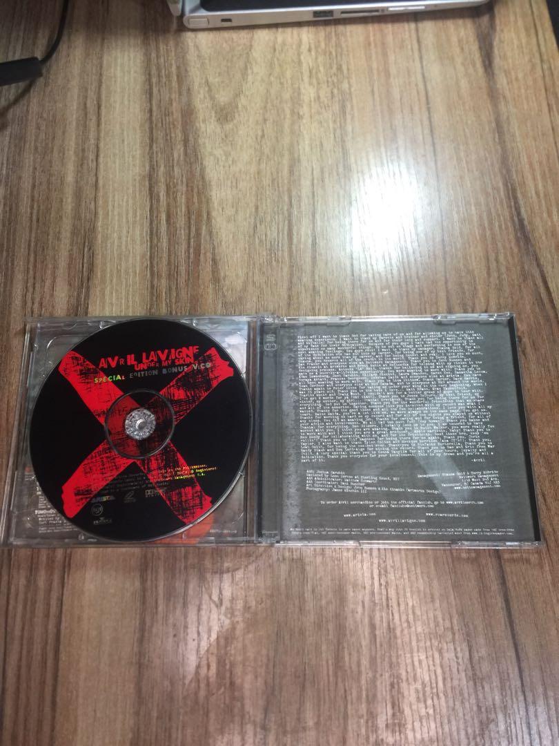 Avril Lavigne Under My Skin Special Edition