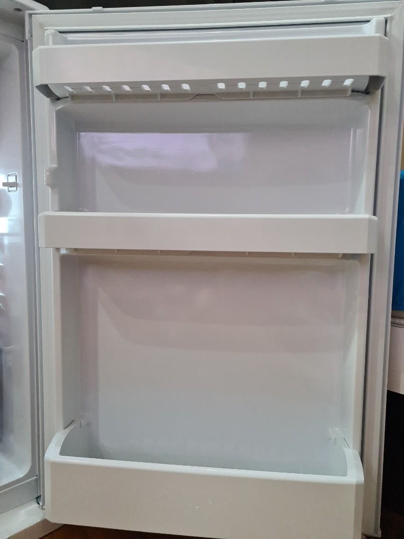 Beko Bar Fridge - Freezer 101L, TV & Home Appliances, Kitchen ...