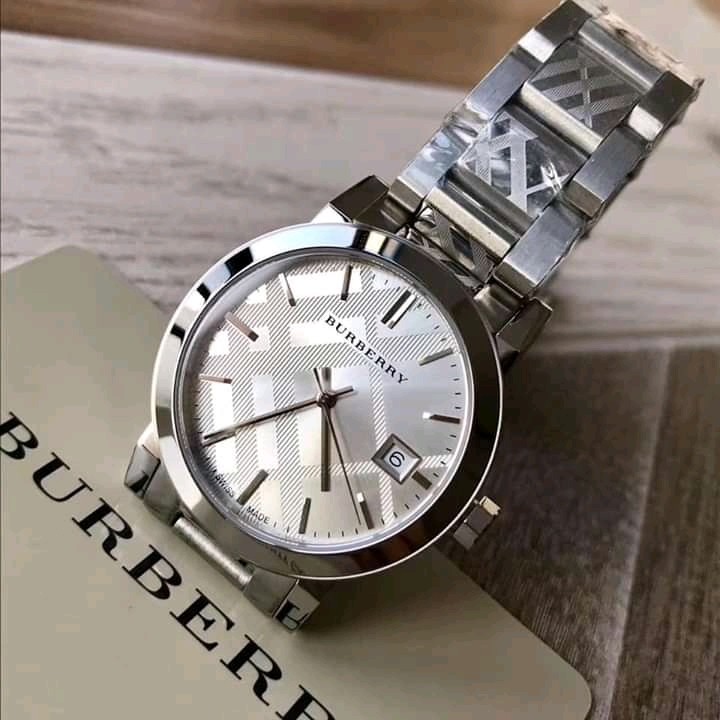 Burberry Watch, Men's Fashion, Watches & Accessories, Watches on Carousell