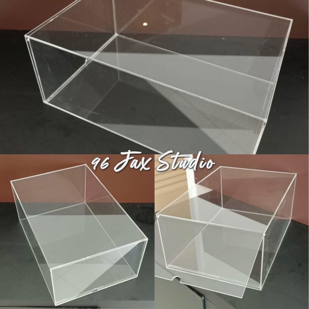 Customise Laser Cutting Acrylic Display Box / Display Shelf Showcase ...