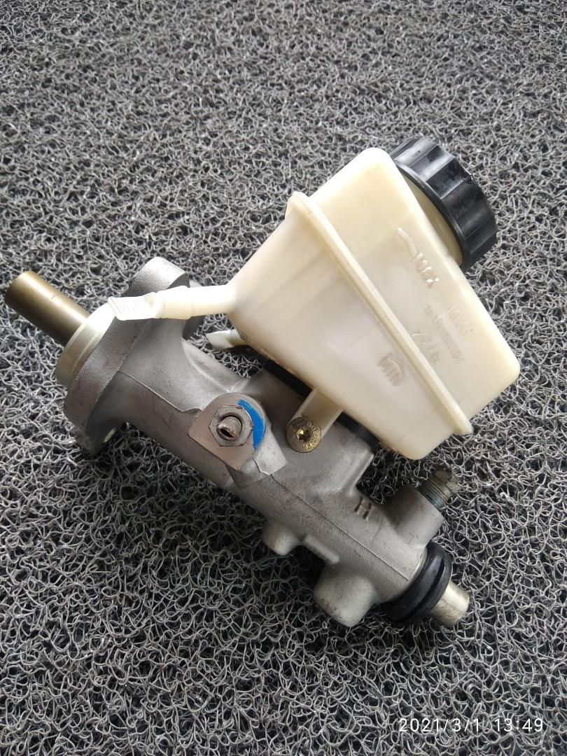 Mercedes w203 brake master pump, Auto Accessories on Carousell