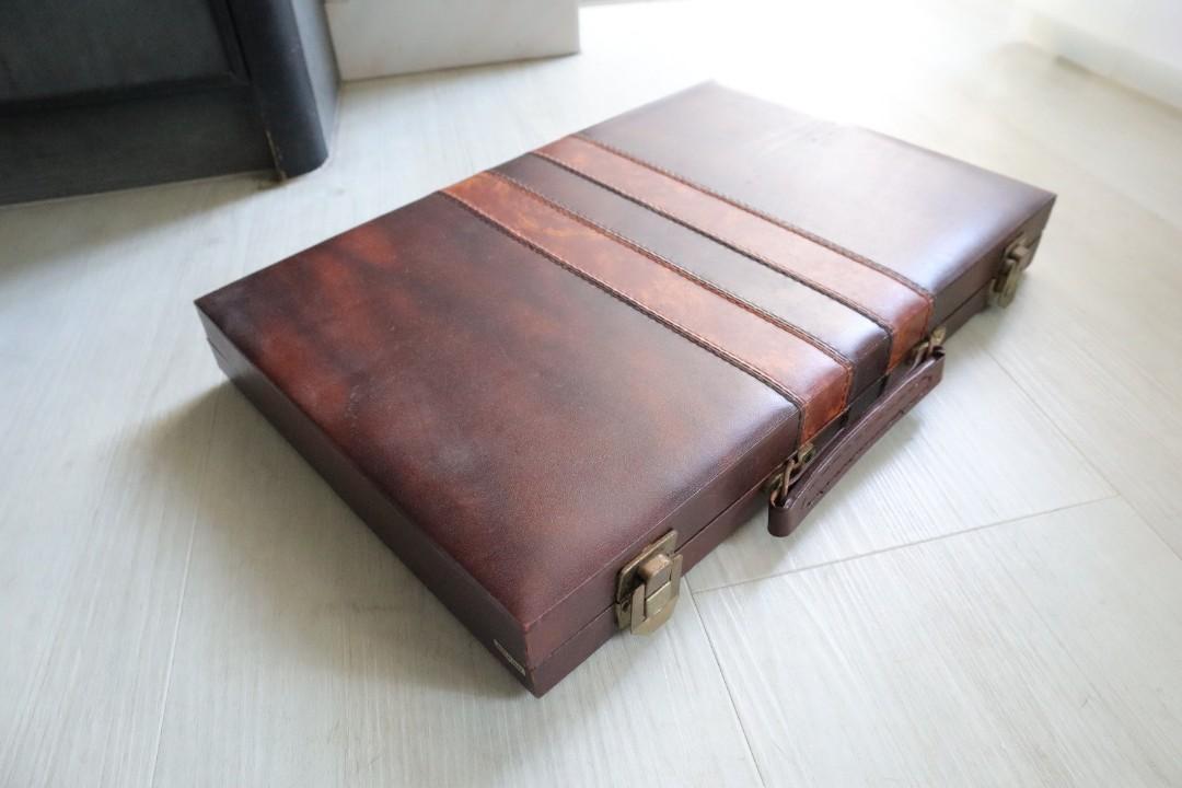 Backgammon game in briefcase, Hobbies & Toys, Toys & Games on Carousell
