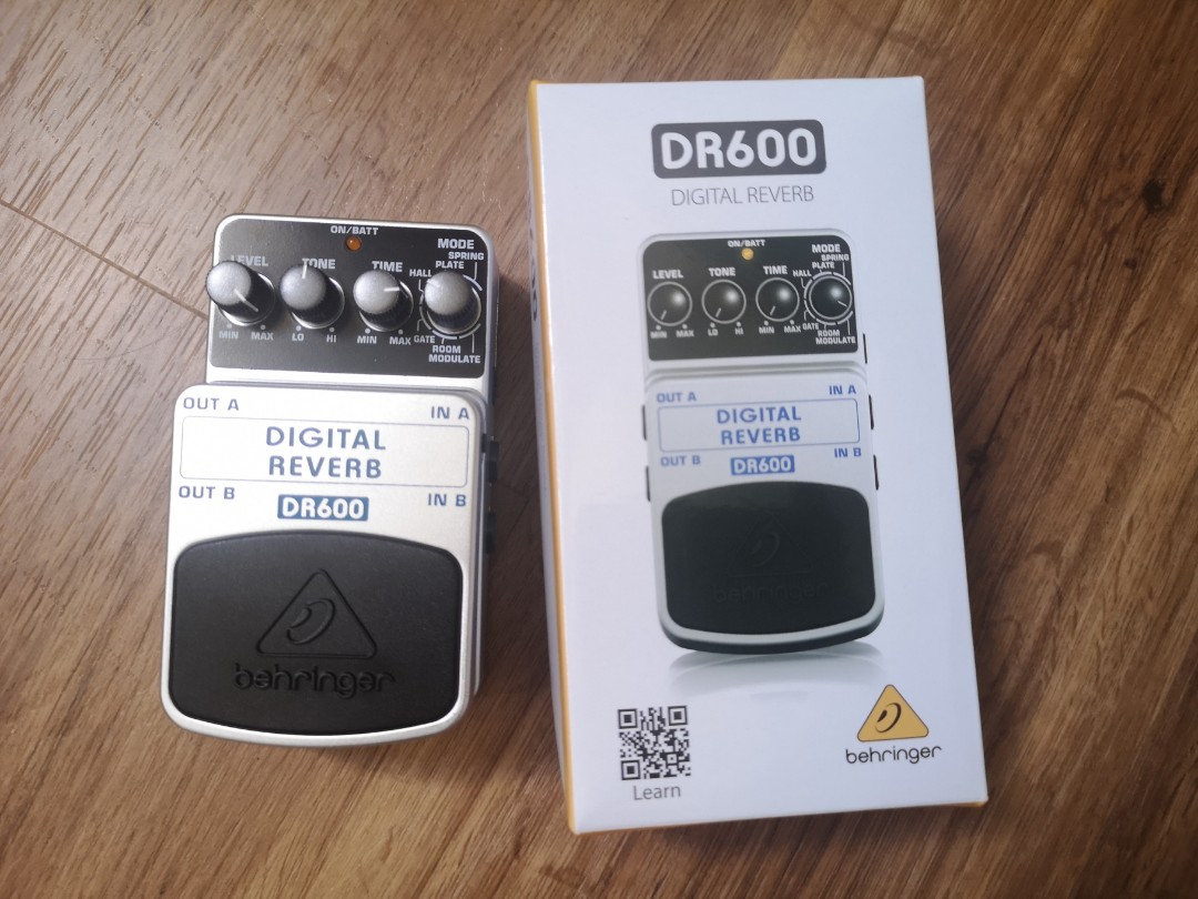 Behringer DR600 Digital Reverb Pedal, Music & Media, Music Instruments ...