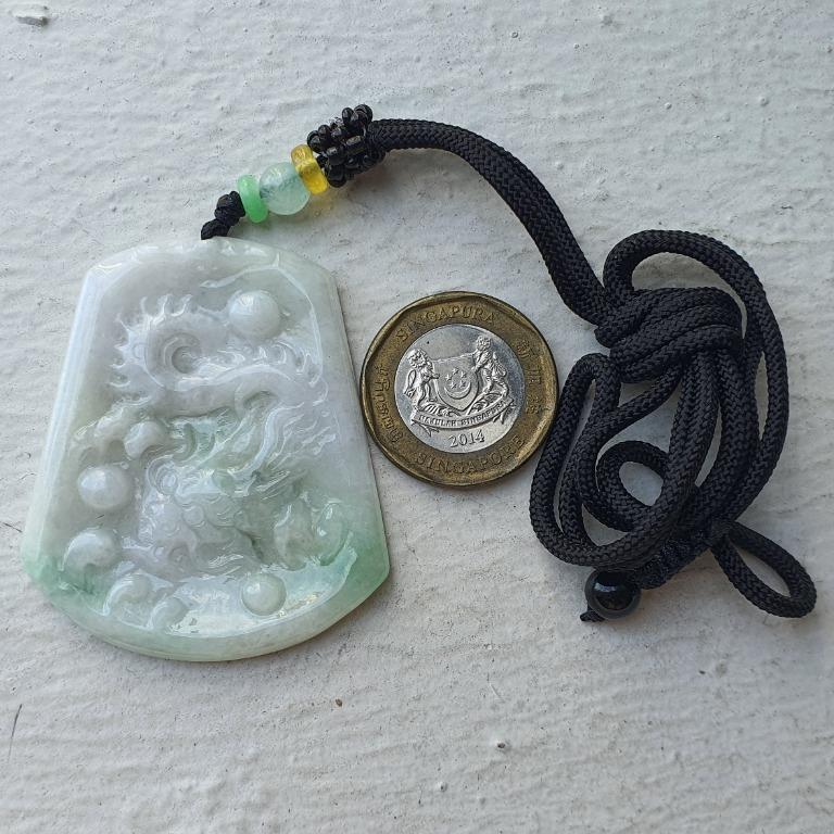 Certified Type A Jadeite Pendant Display Moonlight Bright Green Jade ...