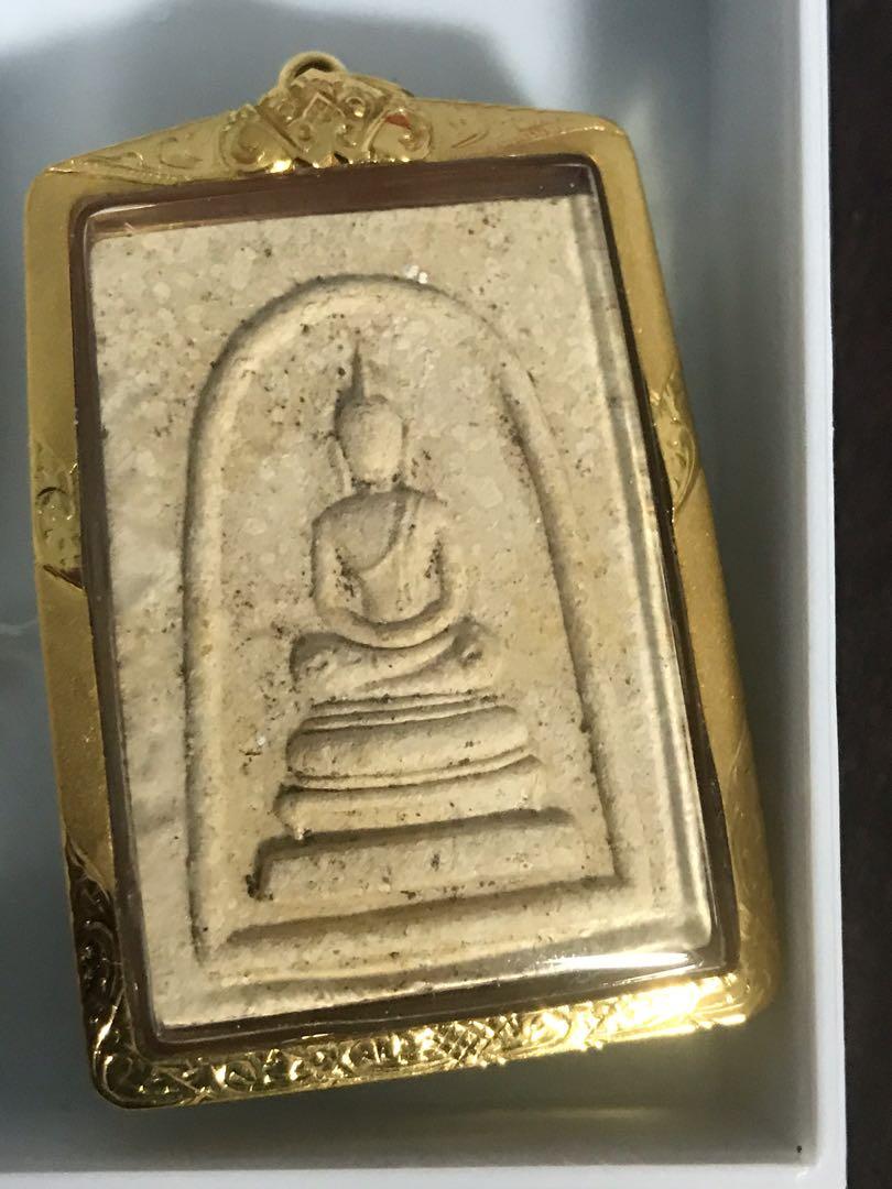 Lp moon somdej, Hobbies & Toys, Religious Items on Carousell