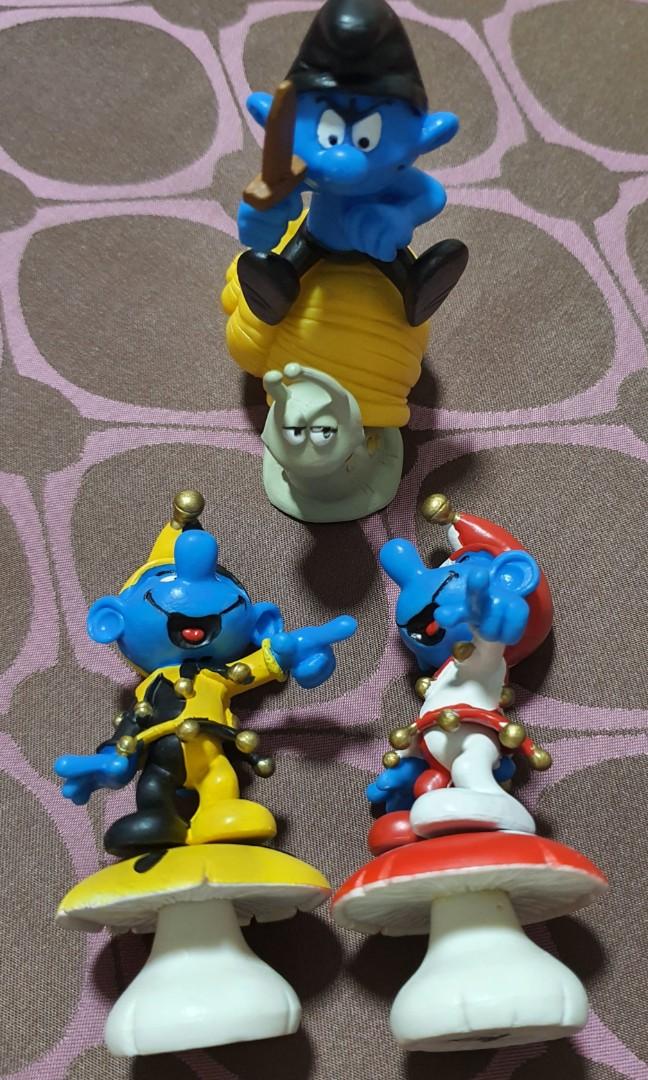 Rare Peyo Smurf chess pieces PVC Plastoy 2009, Hobbies & Toys, Toys ...