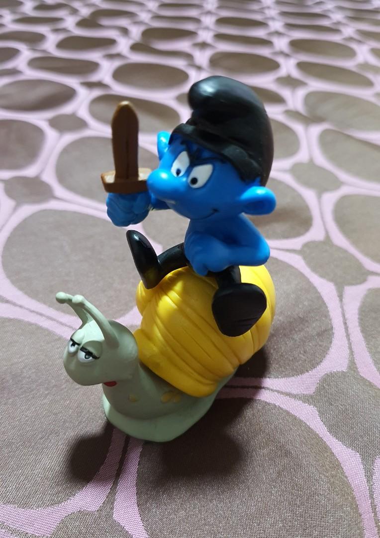Rare Peyo Smurf chess pieces PVC Plastoy 2009, Hobbies & Toys, Toys ...