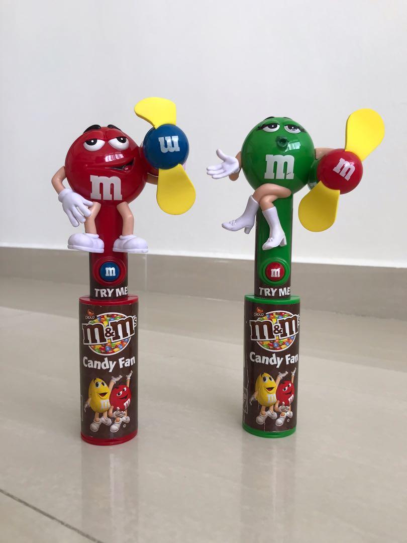 Smarties Dispenser-Winnie the pooh & Sleeping Beauty, Hobbies & Toys ...