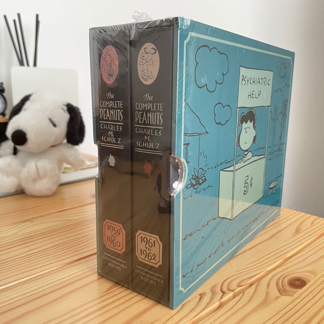 The complete peanuts snoopy comic - Lucy, Hobbies & Toys, Books ...