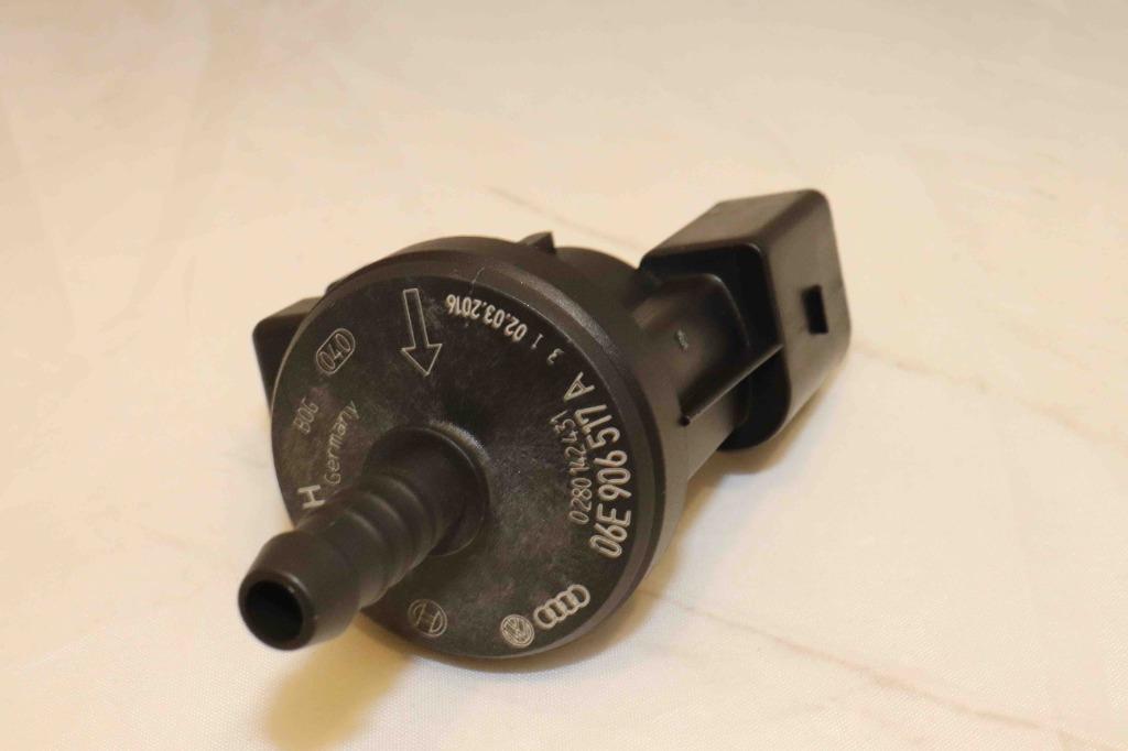 Audi A3 VW GTI Purge Valve for Fuel Vapor Canister OEM BOSCH 06E 906 ...