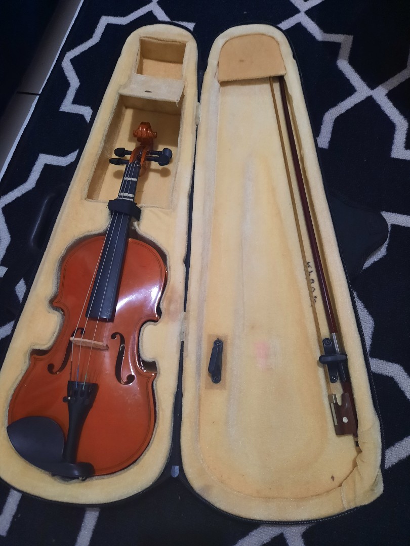 Biola anak ukuran 1/4 Harrier, Musik & Media, Alat di Carousell