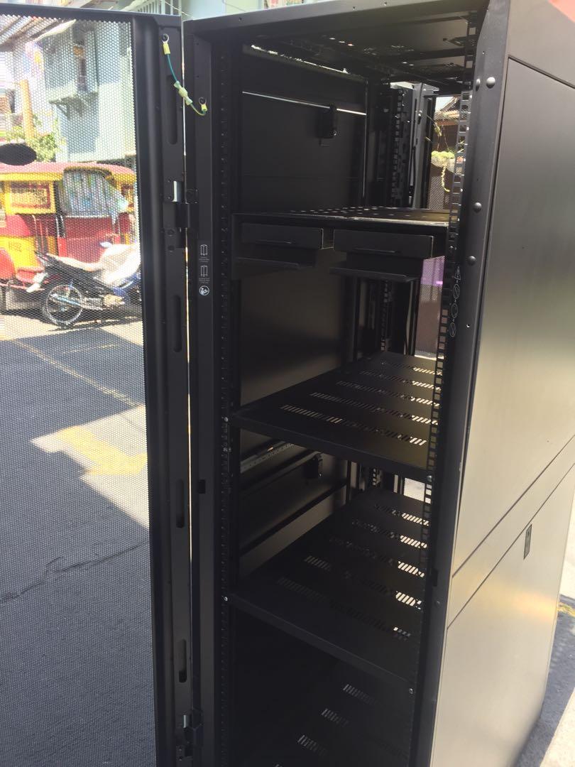 Branded APC Server Rack 42U, Computers & Tech, Office & Business ...