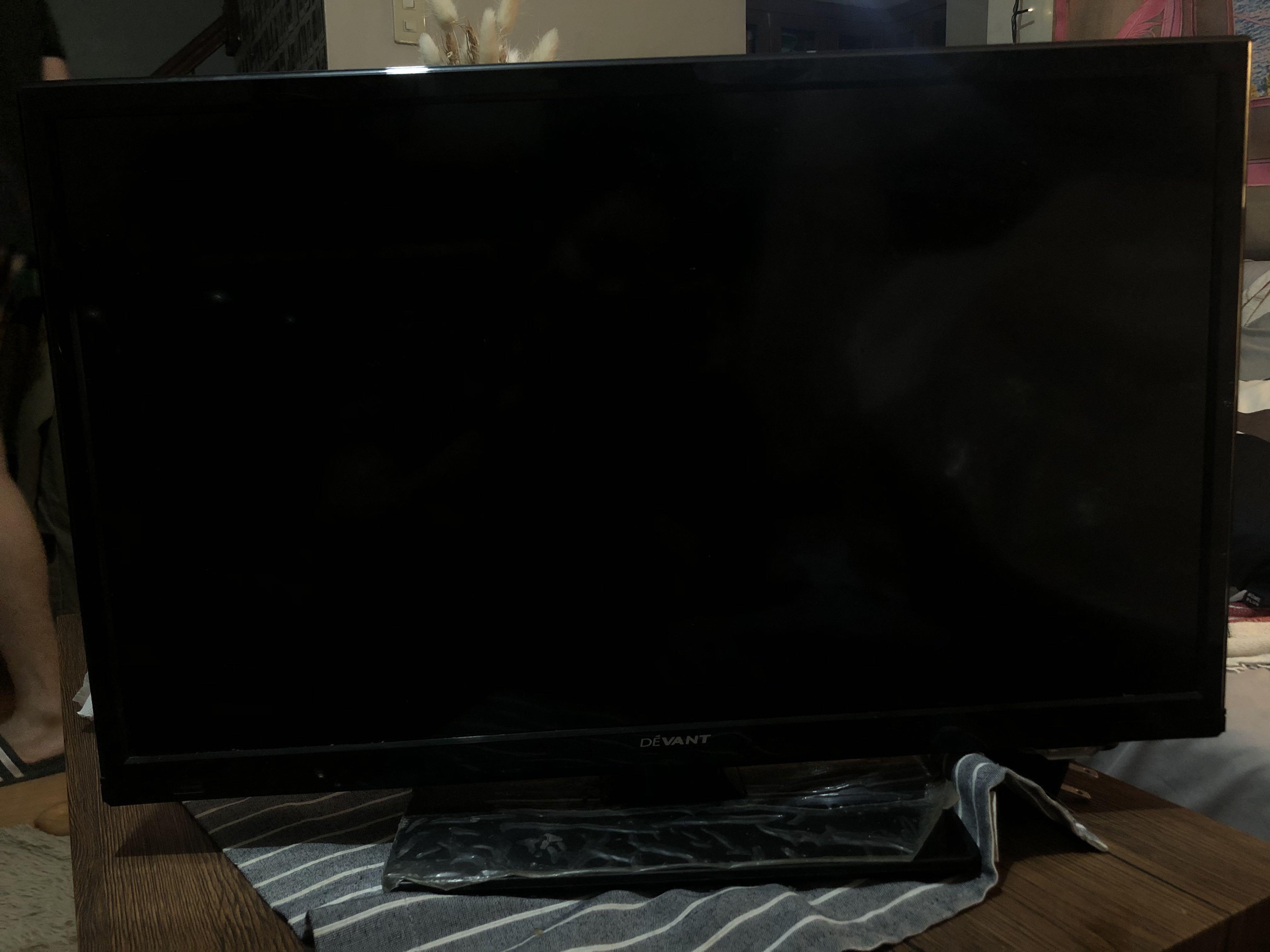 DEVANT 22-inch LED TV, TV & Home Appliances, TV & Entertainment, TV on ...