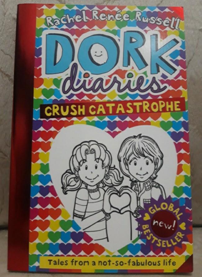 Dork Diaries Crush Catastrophe by Rachel Renee Russell, Hobbies & Toys ...