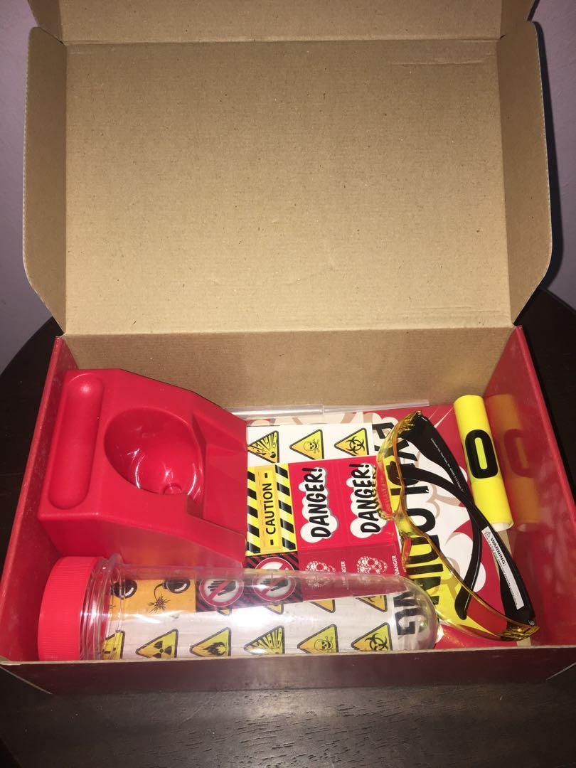 Exploding Science Kit! by Scholastic, Hobbies & Toys, Toys & Games on ...