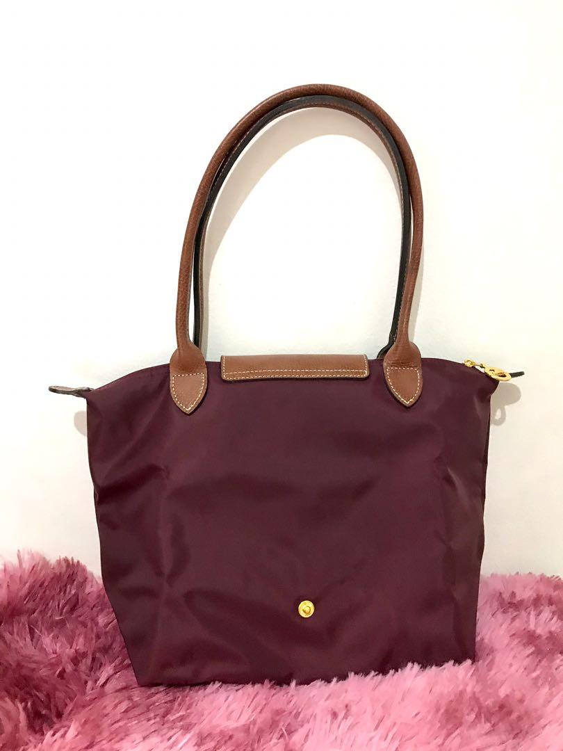 Longchamp small long handle bag Maroon, Women's Fashion, Bags & Wallets ...