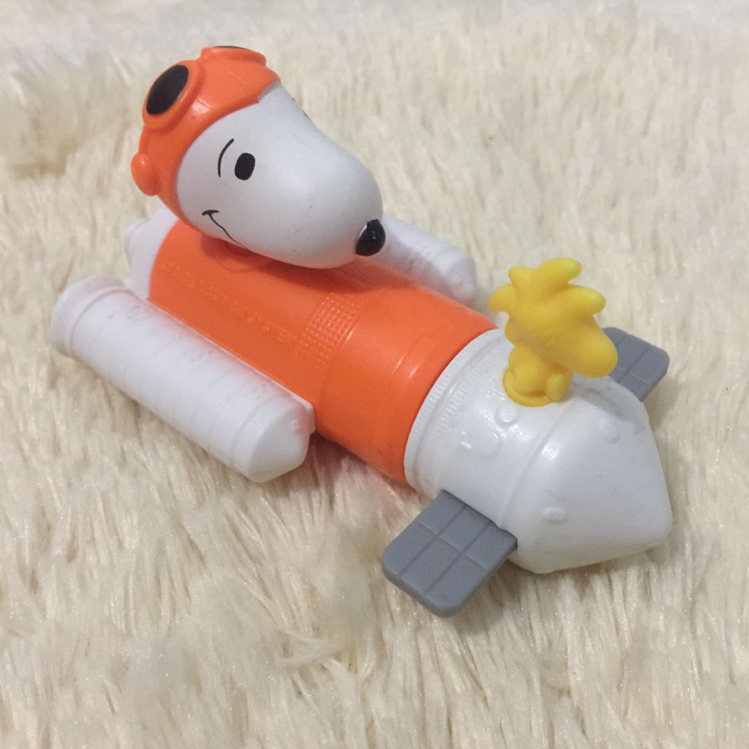 Mainan Happy Meals Snoopy Series, Toys & Collectibles, Mainan di Carousell