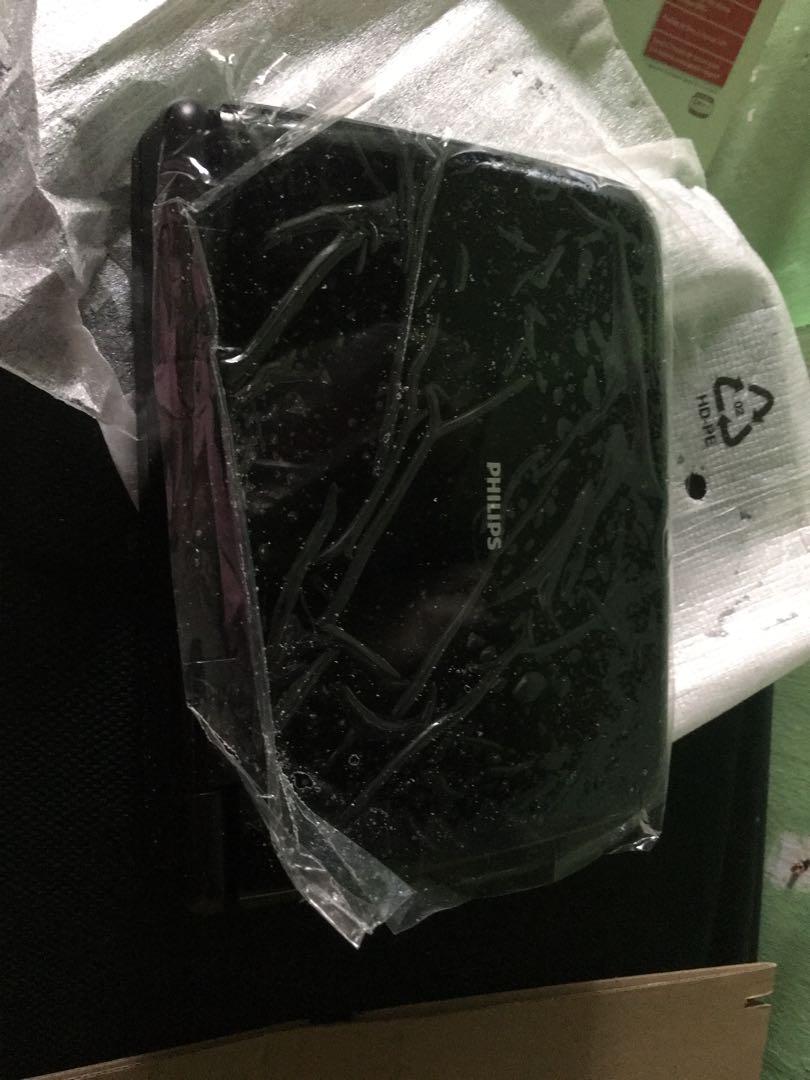 Philips portable VCD DVD player, Audio, Portable Music Players on Carousell