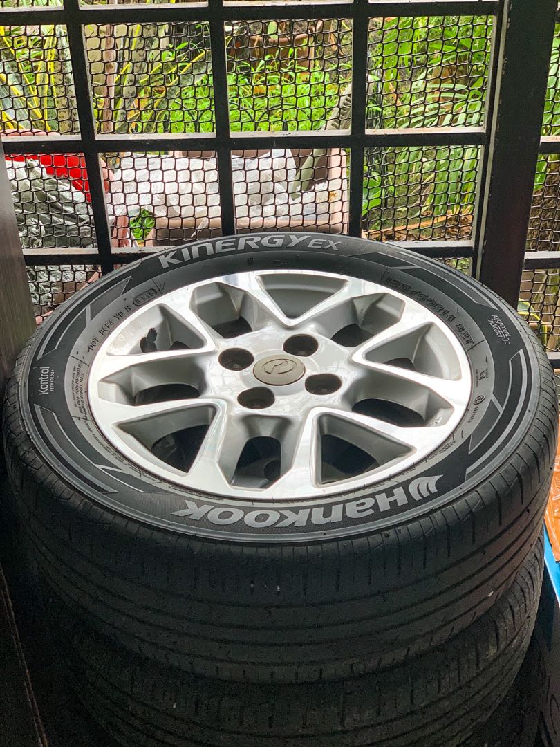 Rim Axia SE 2015 with tires, Auto Accessories on Carousell
