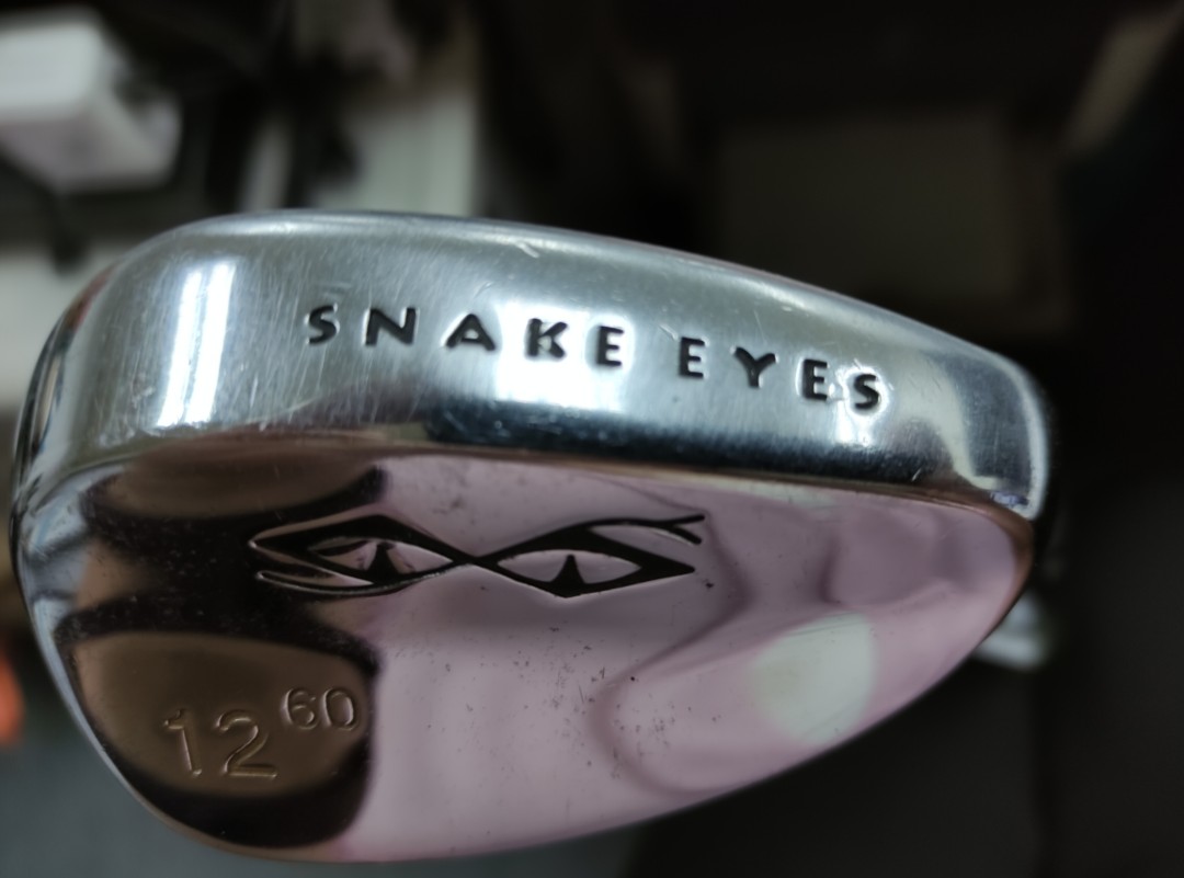 Snake eyes wedge, Sports Equipment, Sports & Games, Billiards & Bowling ...