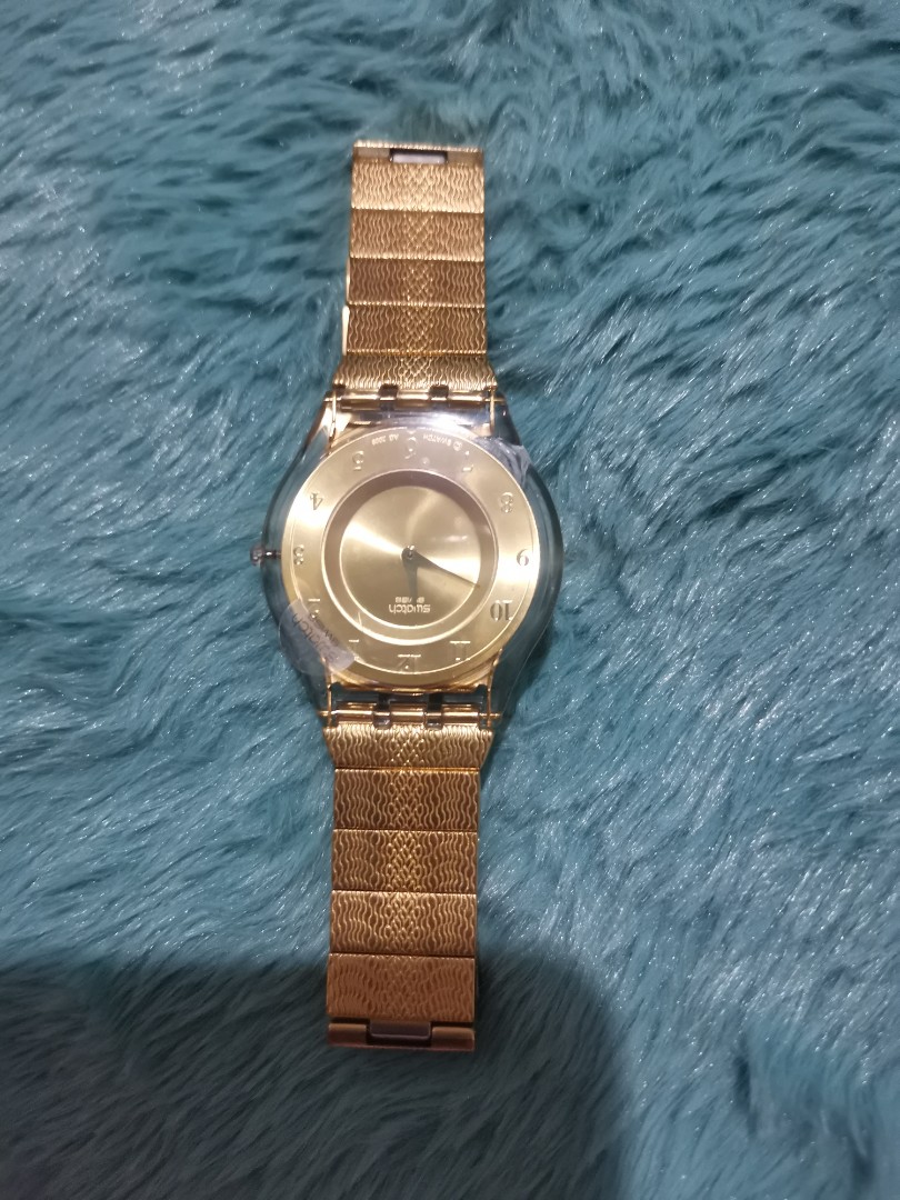 Swatch gold watch, Women's Fashion, Watches & Accessories, Watches on ...