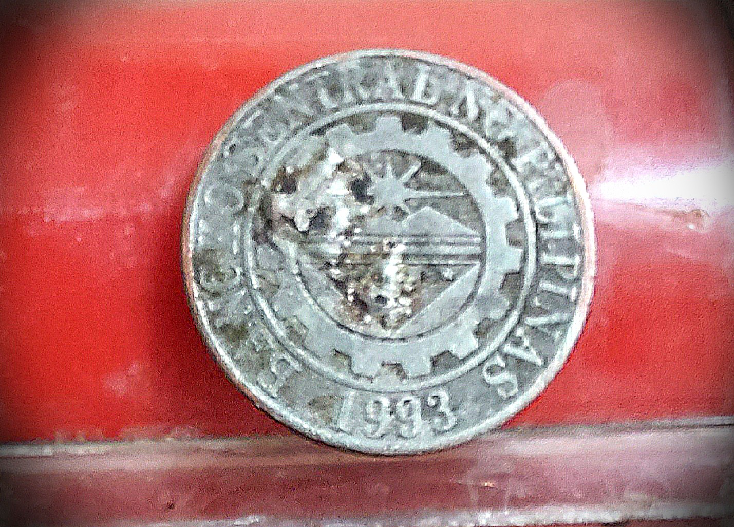 1 peso 2010 doubled die error/BSP coin series magnetic, Hobbies & Toys ...