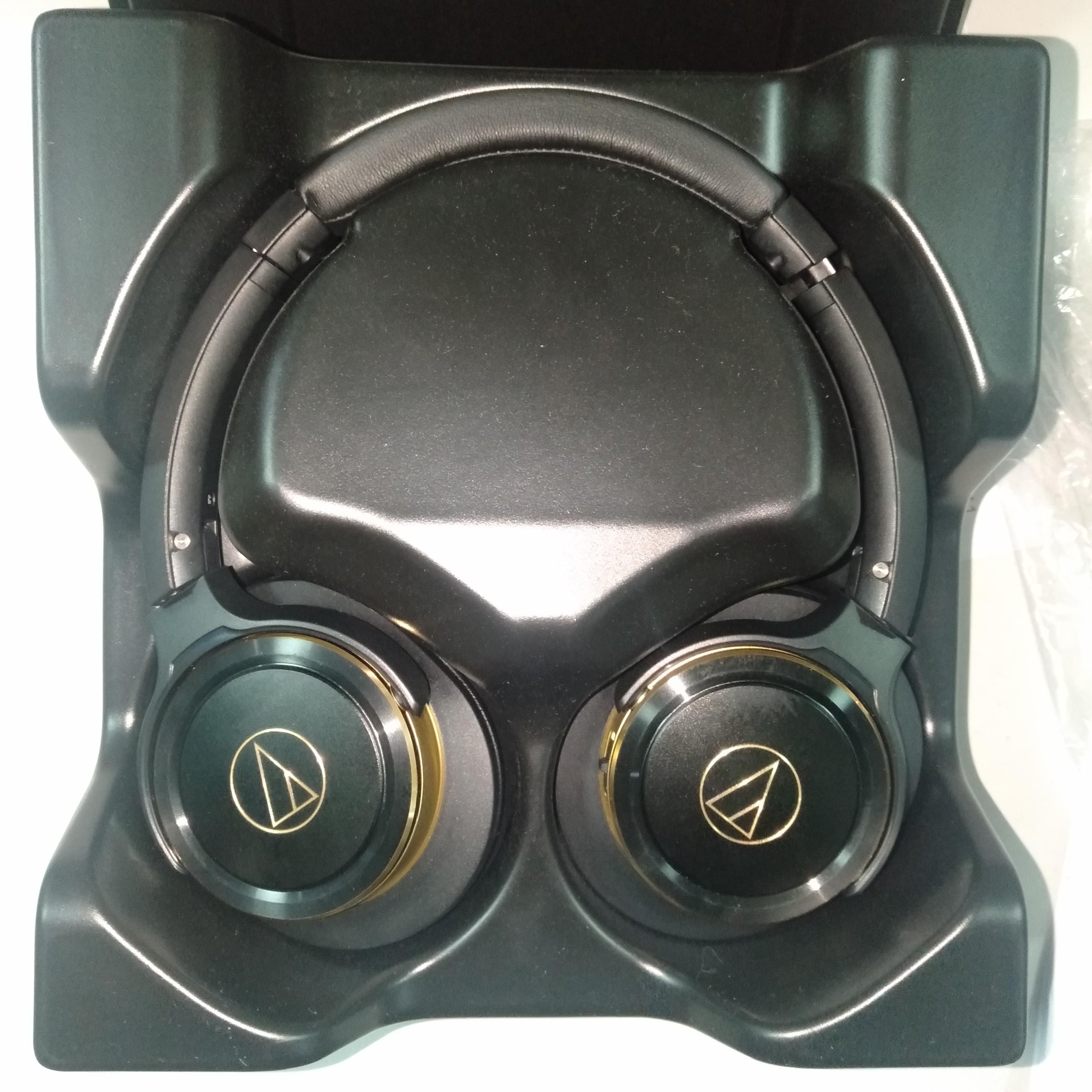 Audio-Technica ATH-WS660BTGBL Solid Bass Bluetooth Wireless Over-Ear Headphones with Built-In ...