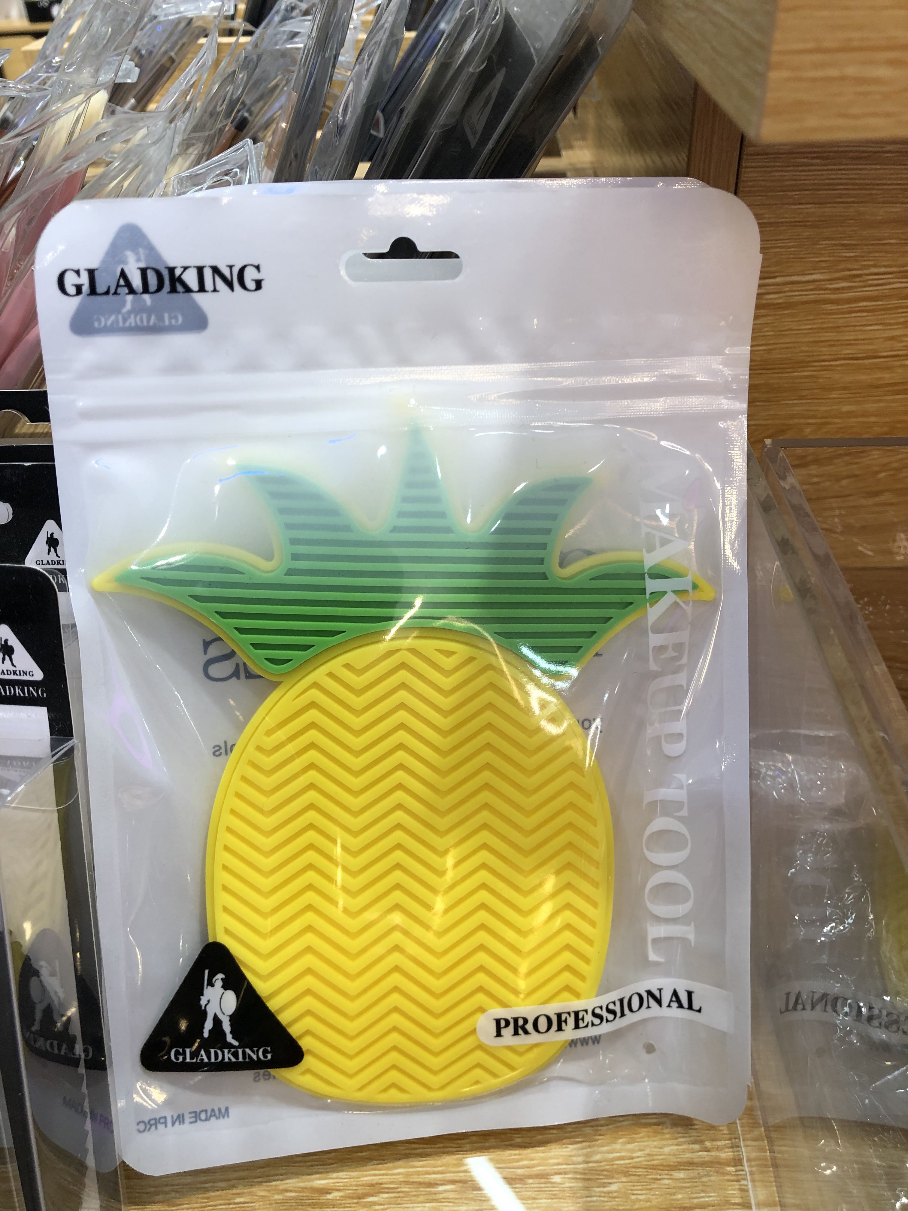 Brush pad new pineapple/popsicle stick, Beauty & Personal Care, Face ...