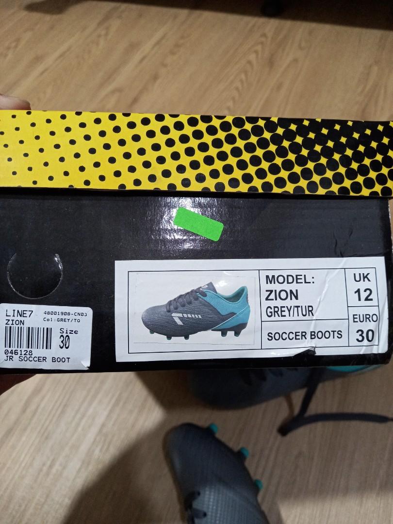 Line 7 Soccer Boot, Babies & Kids, Babies & Kids Fashion on Carousell