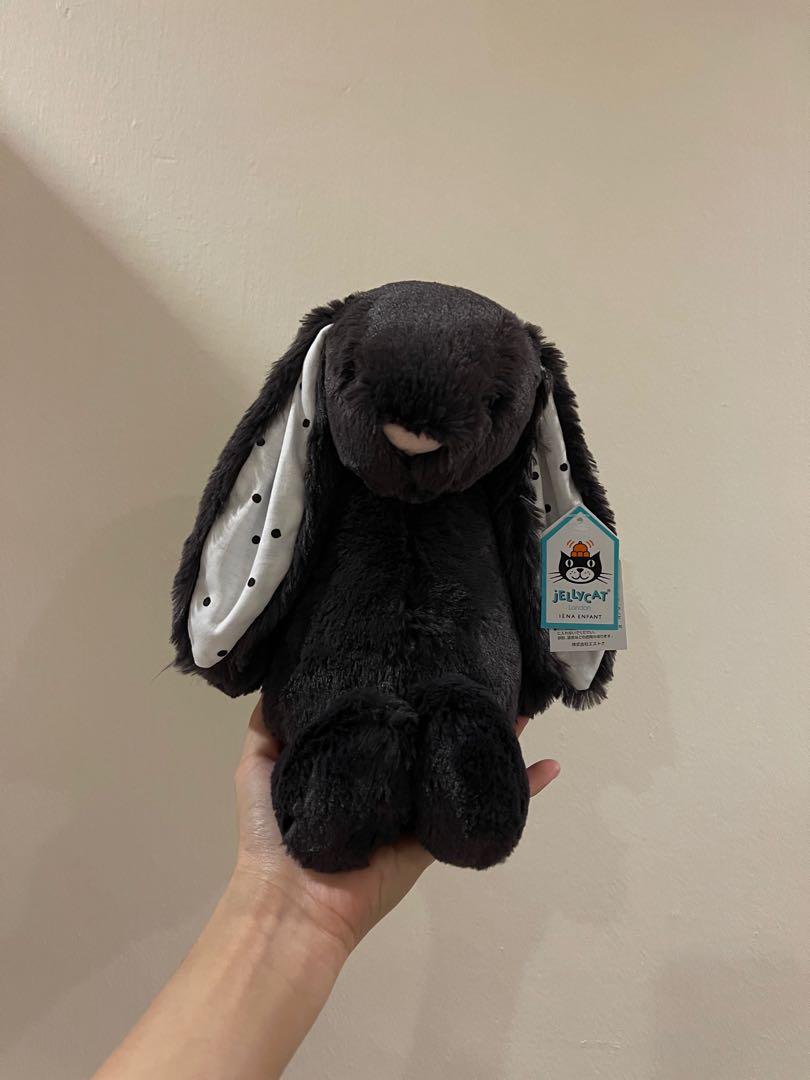 Medium Dotty Spot Bunny jellycat (Japan exclusive), Hobbies & Toys ...