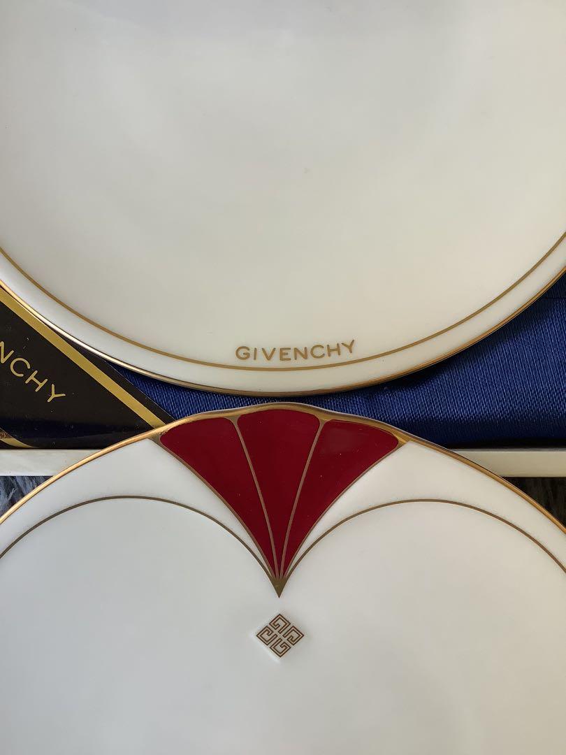 Rare Givenchy Cake Plates, TV & Home Appliances, Kitchen Appliances ...